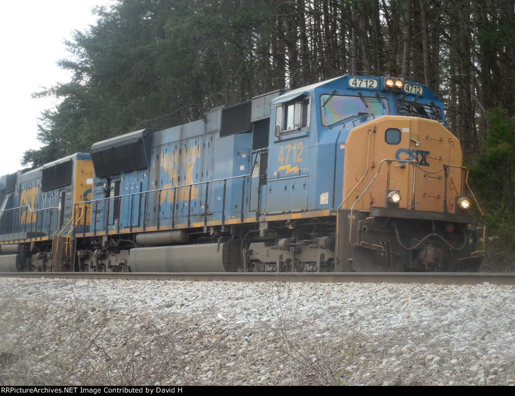 CSX 4712